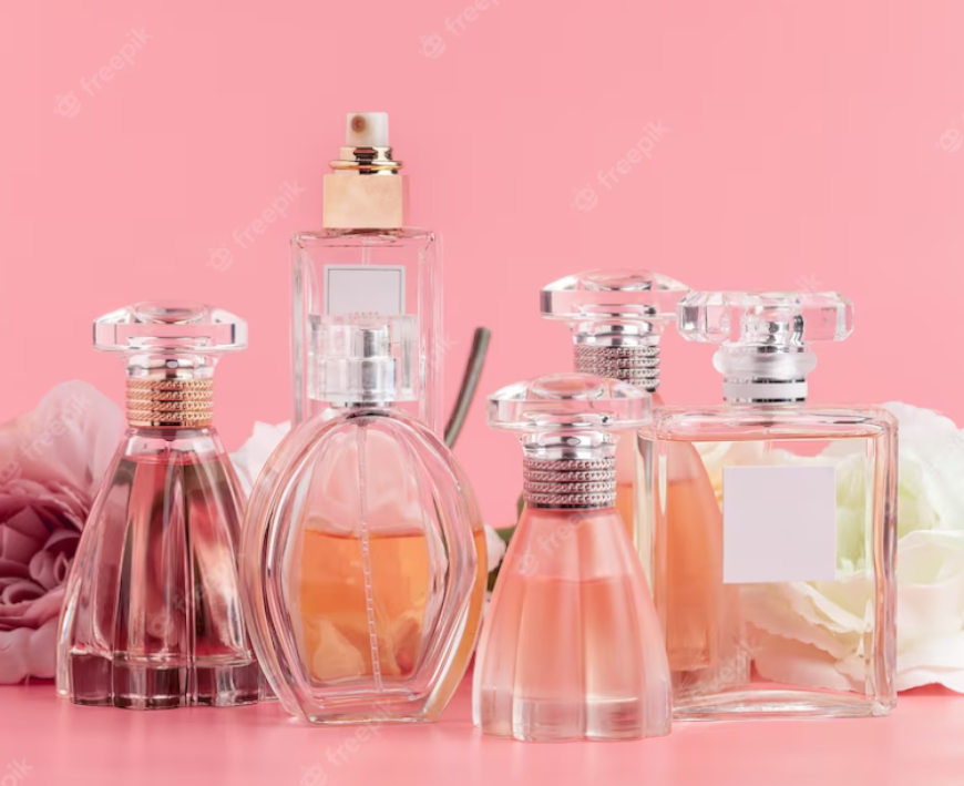 NEJLEPŠÍ DÁMSKÉ PARFÉMY - BESTSELLERY ROKU 2022